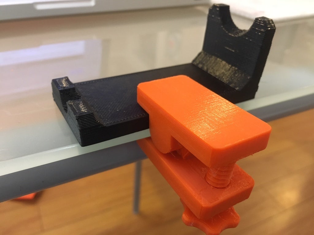 Mini screw clamp by Reven | Download free STL model | Printables.com