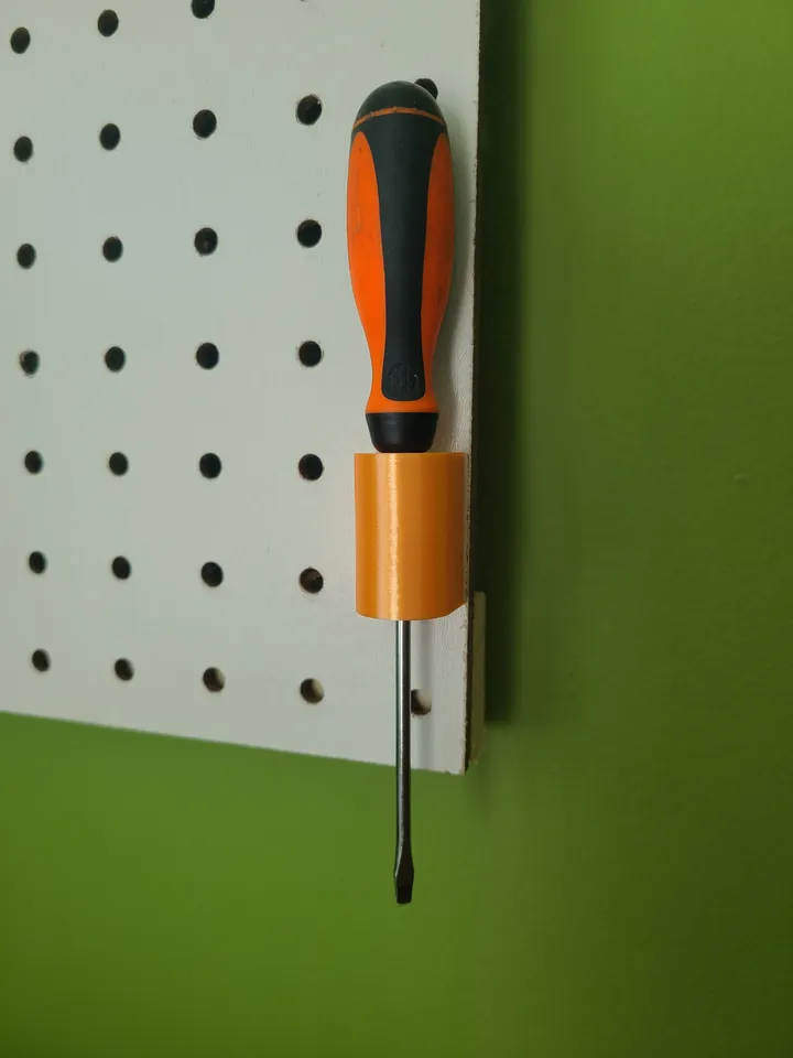 Pegboard Screwdriver Holder by Morat | Download free STL model ...