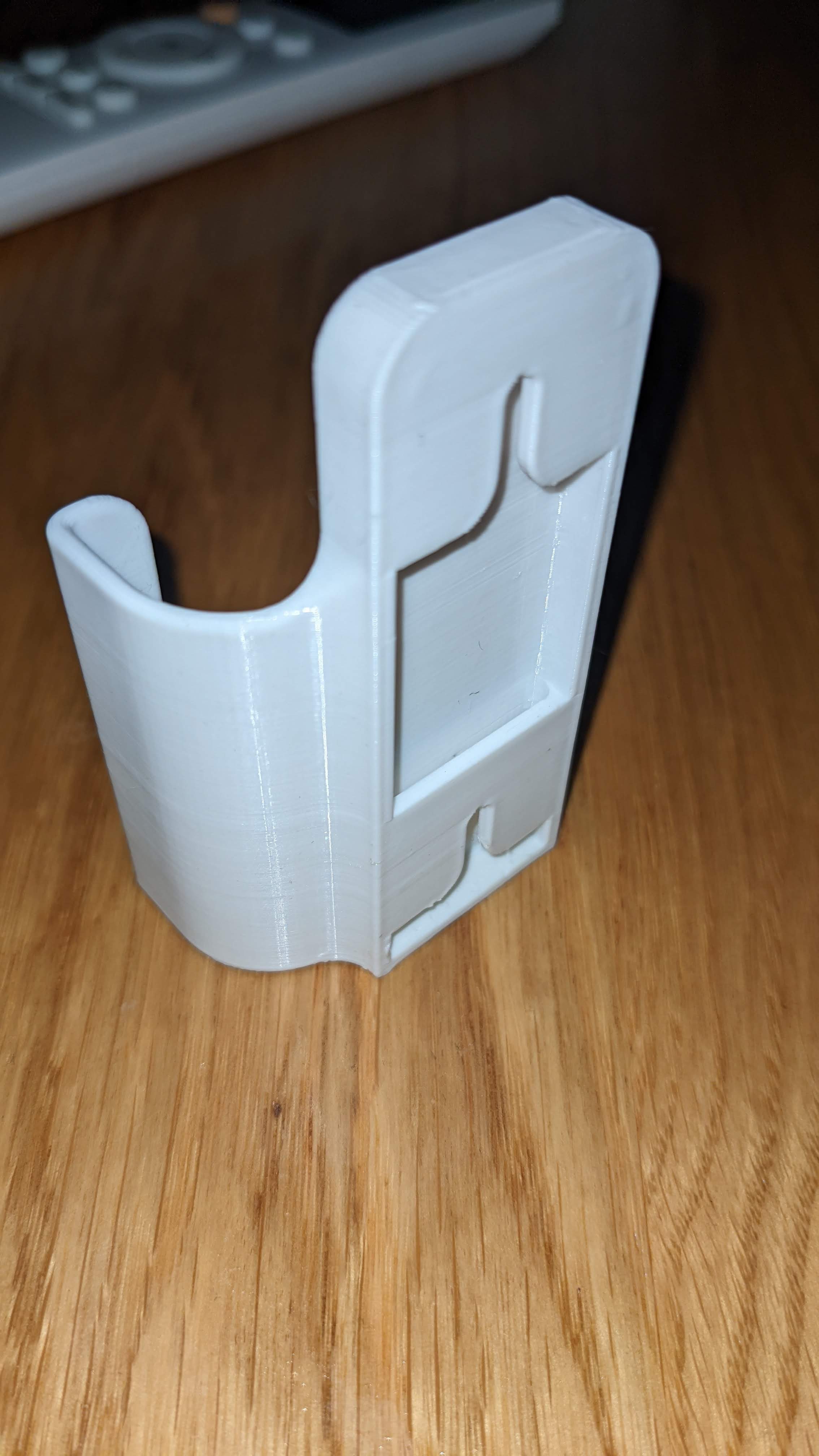 Remote control holder Midea by Ruslan Tkachuk | Download free STL model ...