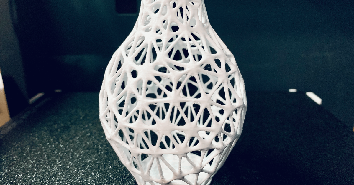 Voronoi Vase by MakerDAD | Download free STL model | Printables.com