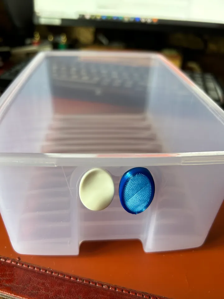 Tupperware Airhole Cover by Allchin | Download free STL model ...