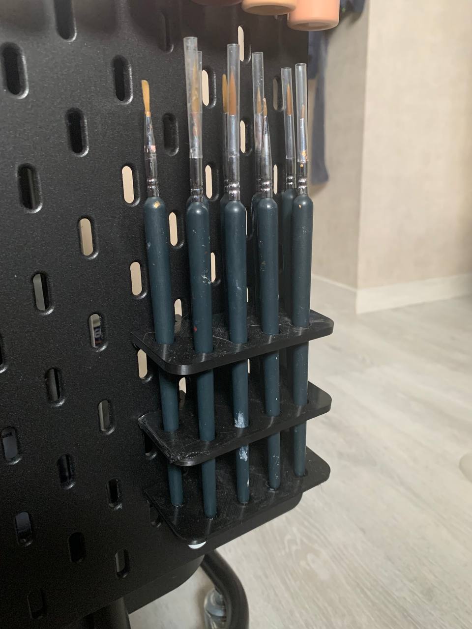 Skadis brush holder por Mathias L | Descargar modelo STL gratuito ...