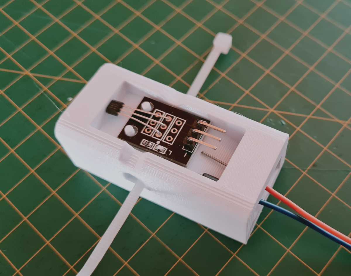 Small Adaptor For Ky003 Hall Effect Sensor By Kurodo Download Free Stl Model 