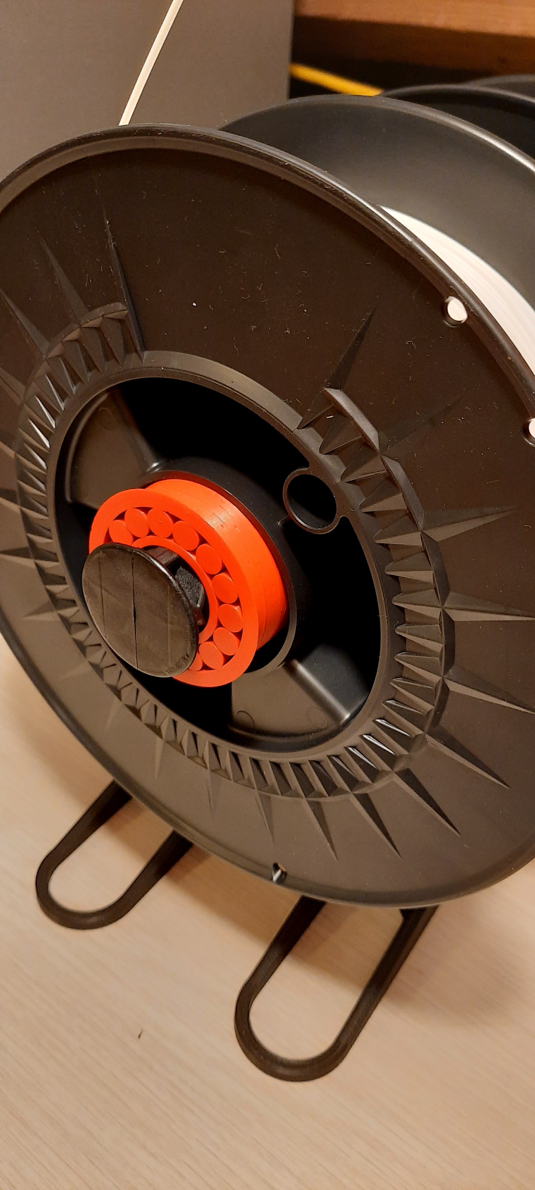 Filament roll holder extension by YvesVO | Download free STL model ...