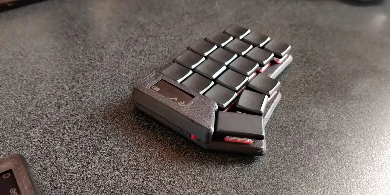 Wireless Corne Case 5x3 Typeractive by Javier Alba | Download free STL ...