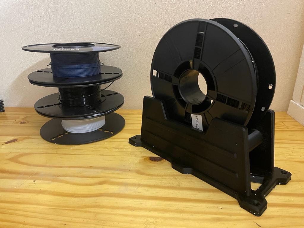 Filament spools holder by Daniel E. | Download free STL model ...