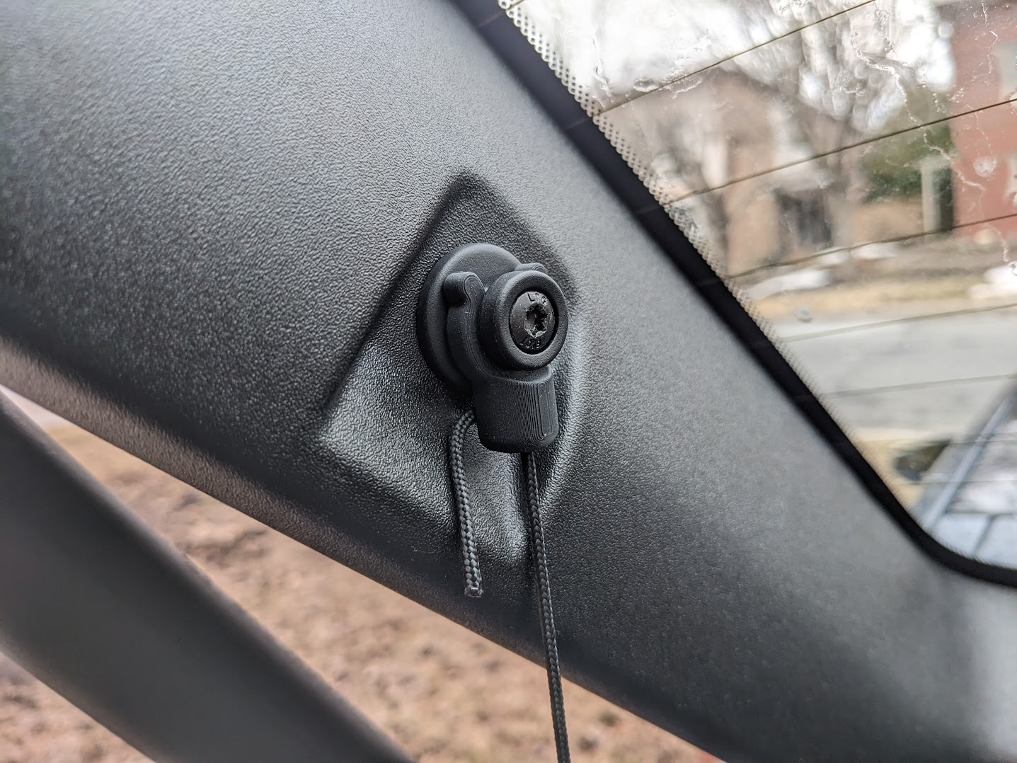 Polestar 2 Parcel Shelf String Clip by Laurent Vitalis | Download free ...