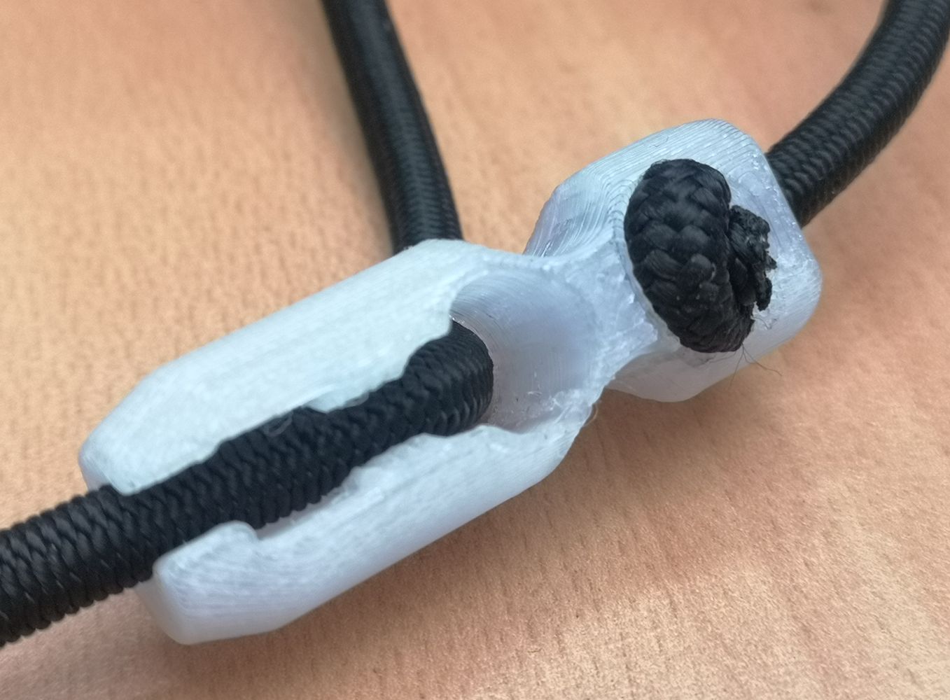 Bungee cord tie-down for 6mm by Bartlomiej Bernat | Download free STL ...