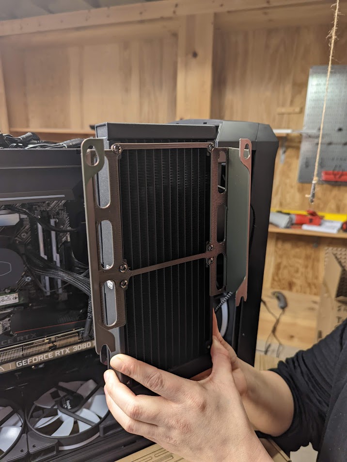 Adapter to mount 120/240 AIO to Fractal Torrent 180mm fan por Eli ...