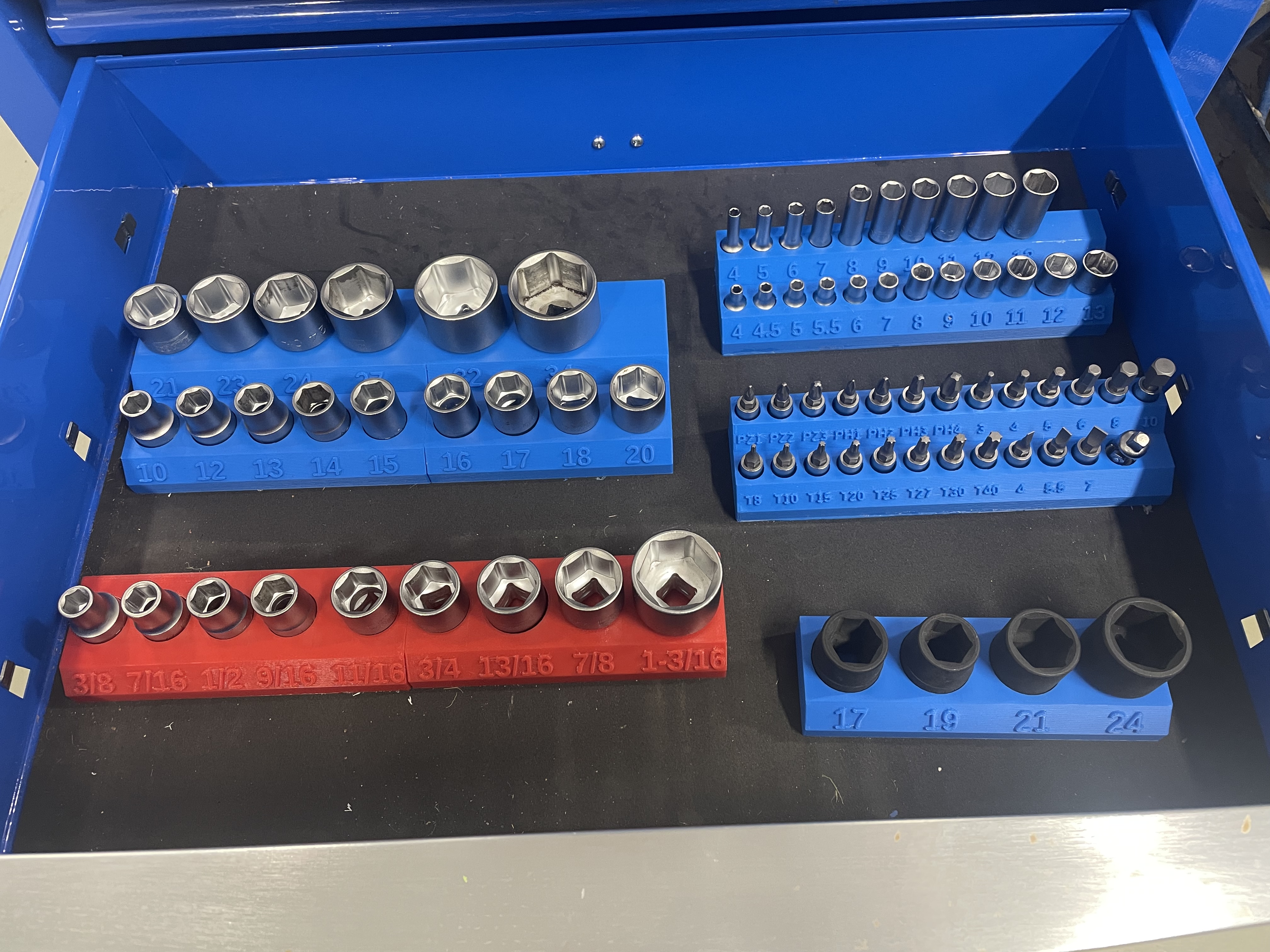 Parametric OpenSCAD Magnetic Socket Organiser by Michael | Download ...