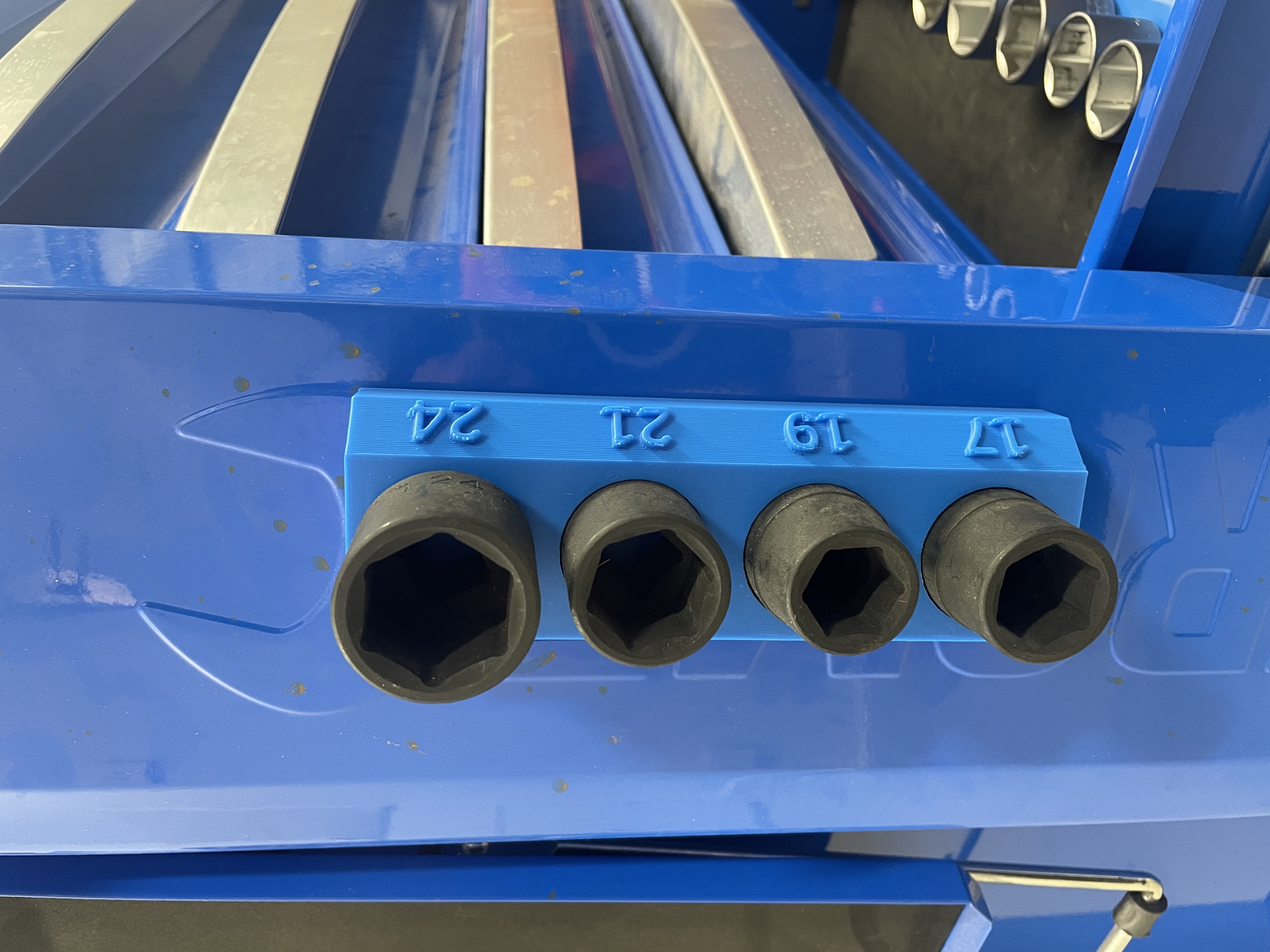 Parametric OpenSCAD Magnetic Socket Organiser by Michael | Download ...