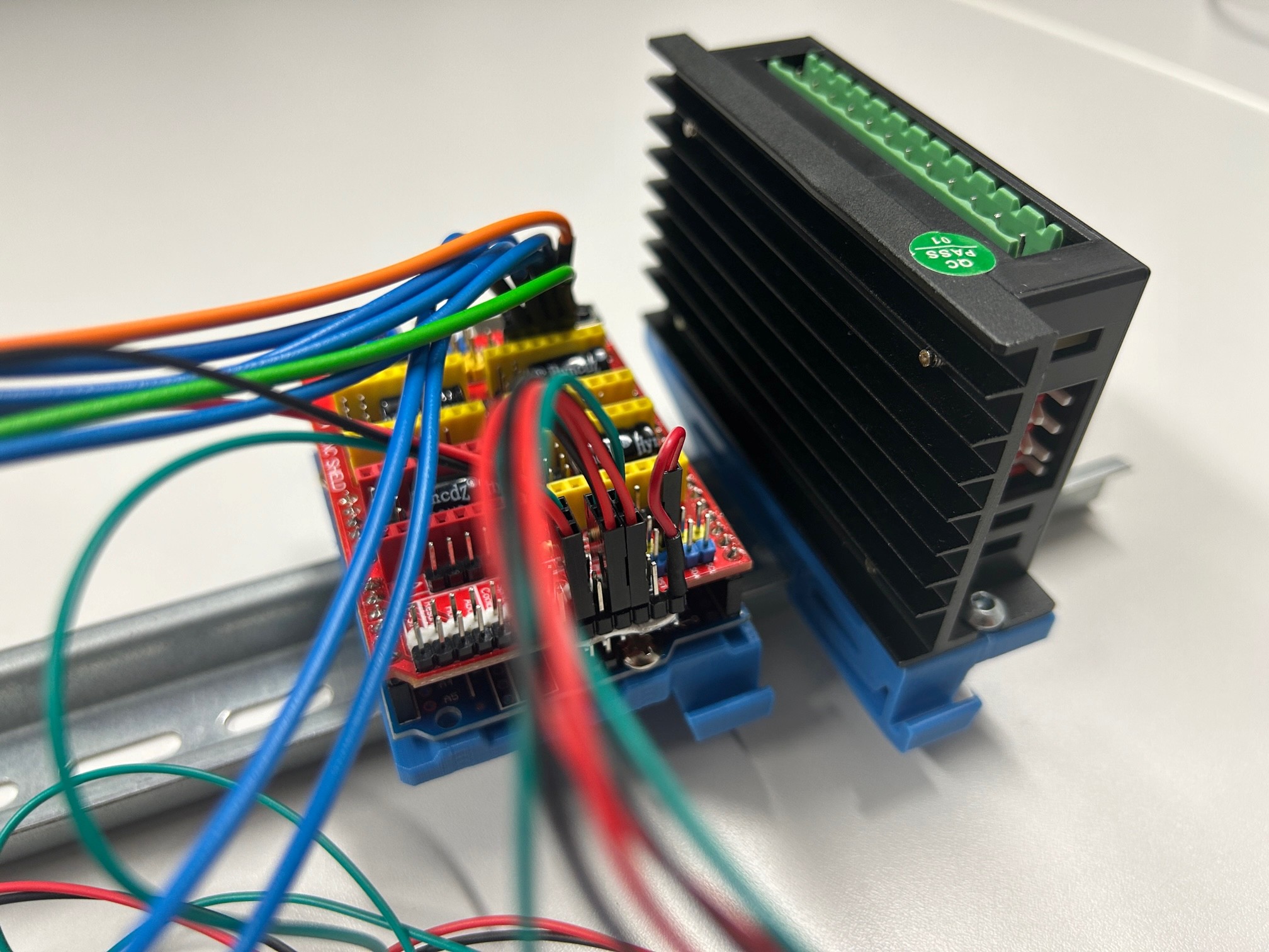 TB6600 DIN Rail mount por towilab | Descargar modelo STL gratuito ...