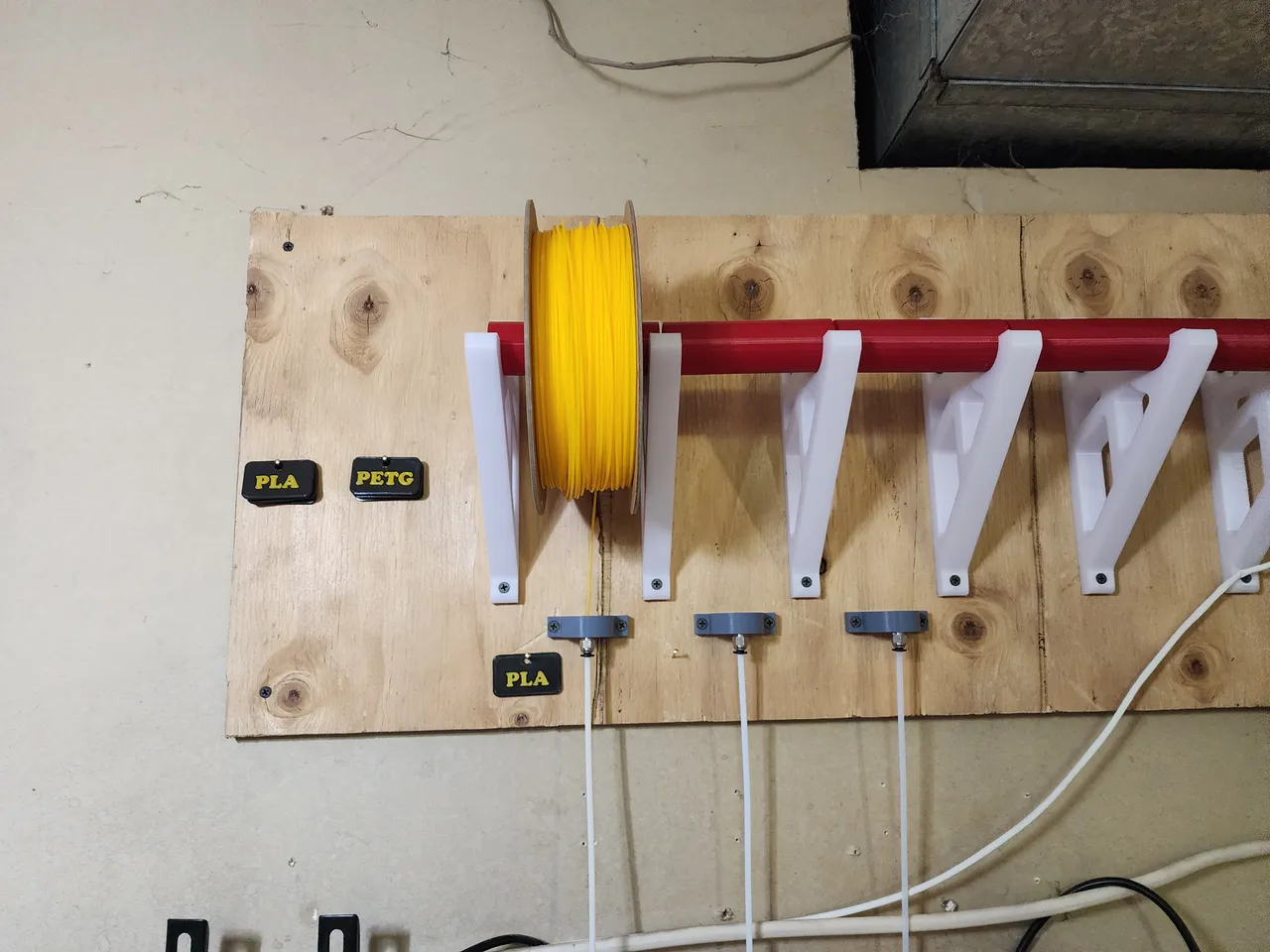 Filament Guide - Wall Mounted by Scientist | Download free STL model ...