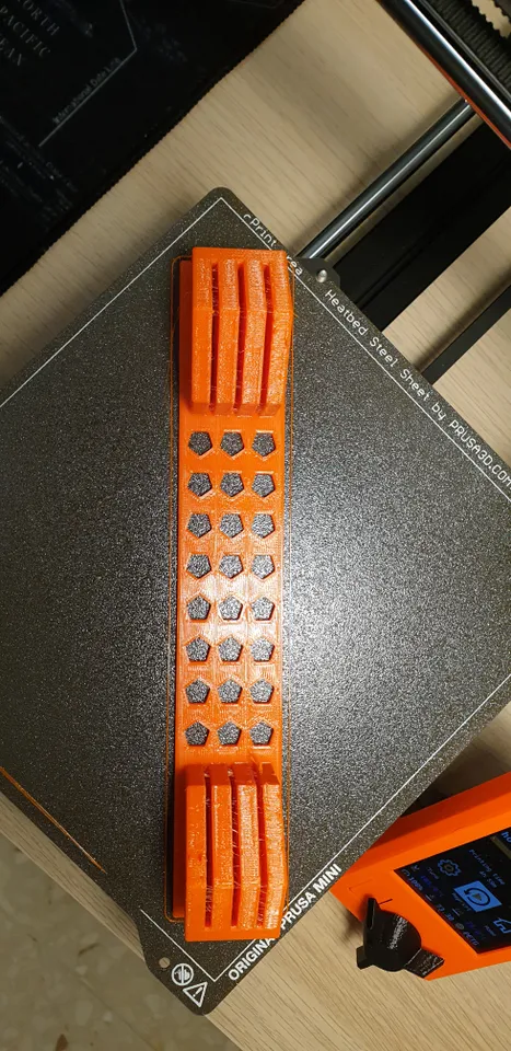 Prusa Mini sheet holder by christiangda | Download free STL model ...