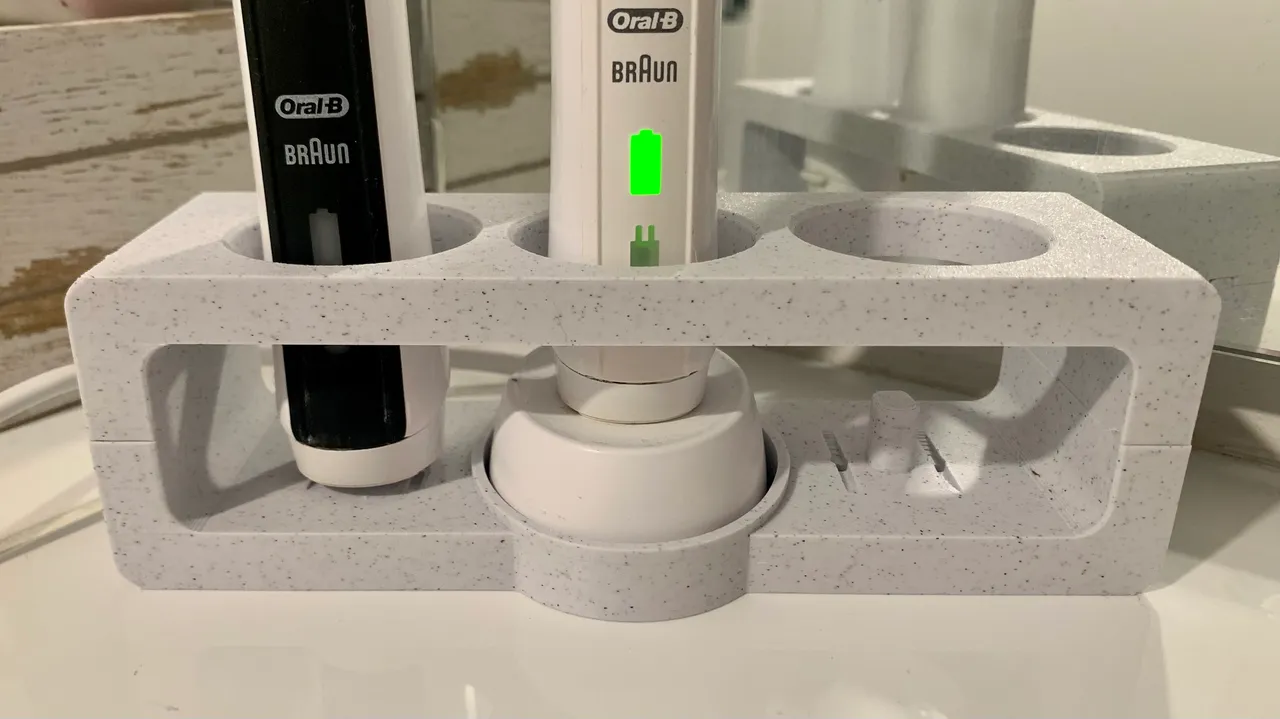 Oral-B Electric Toothbrush Stand / Dock by CLOUDLR | Download free STL ...