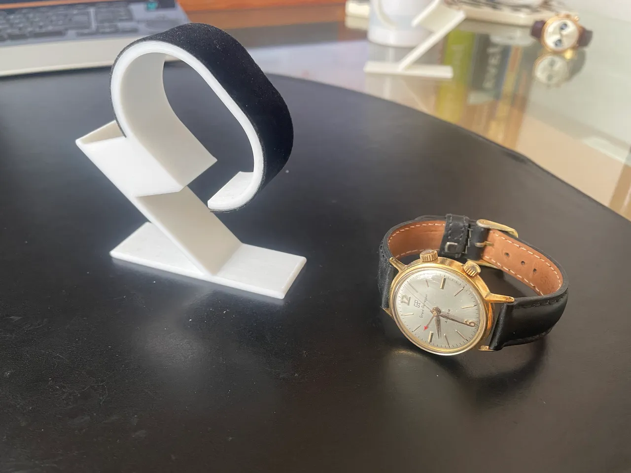 Watch Stand by cover1012 | Download free STL model | Printables.com