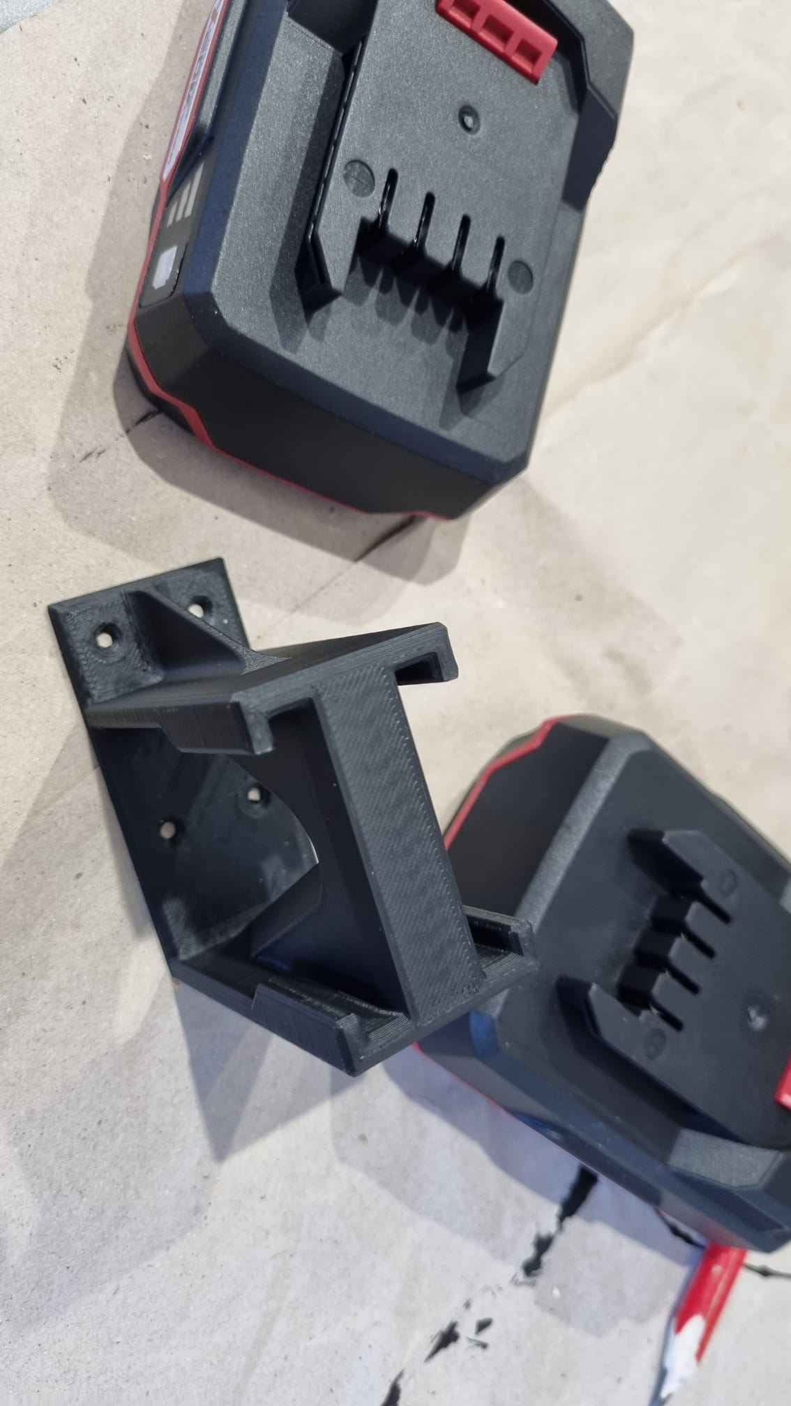 Parkside X20V Team dual battery wall mount by Burgstall | Download free ...