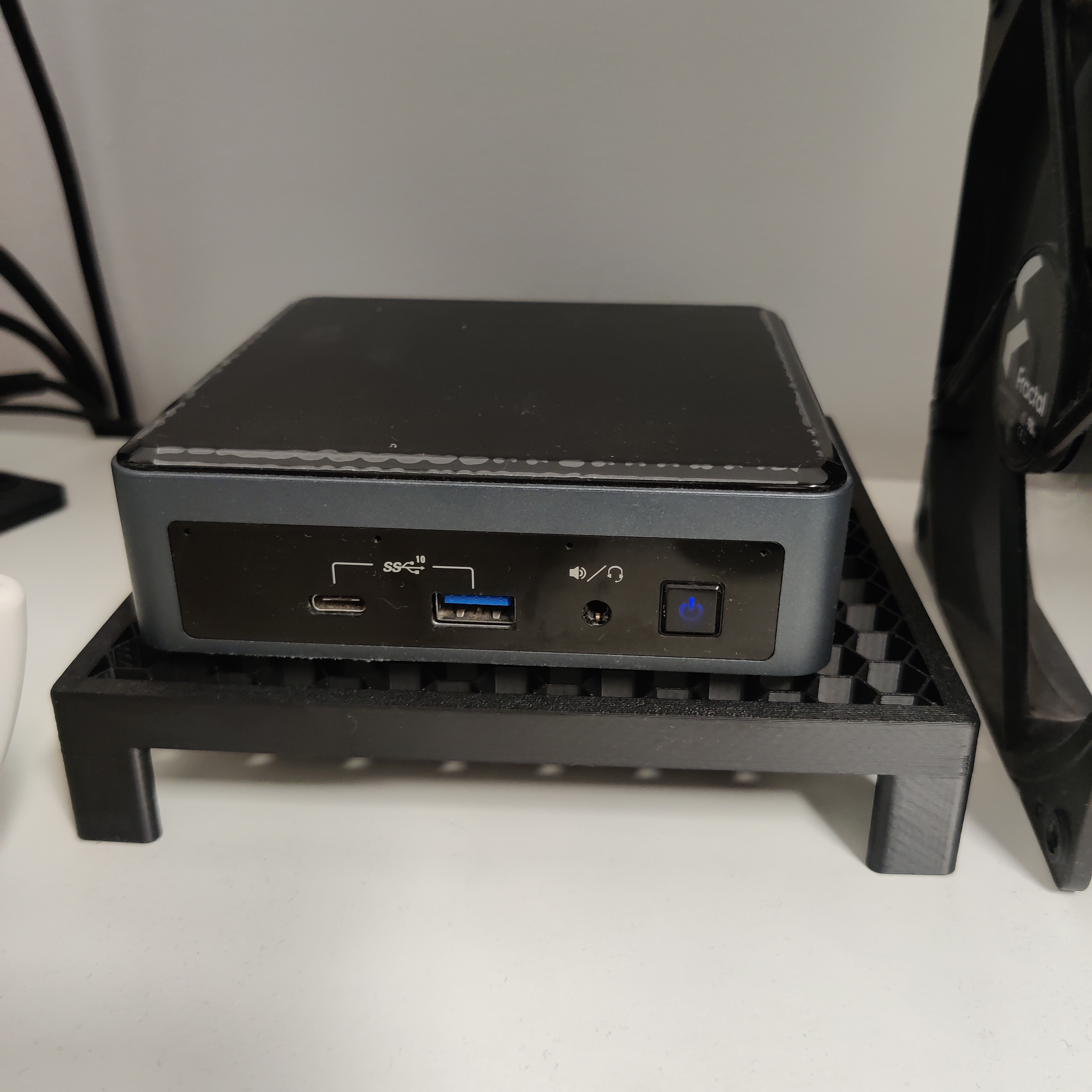 Intel NUC - hex table stand by theminjus | Download free STL model ...
