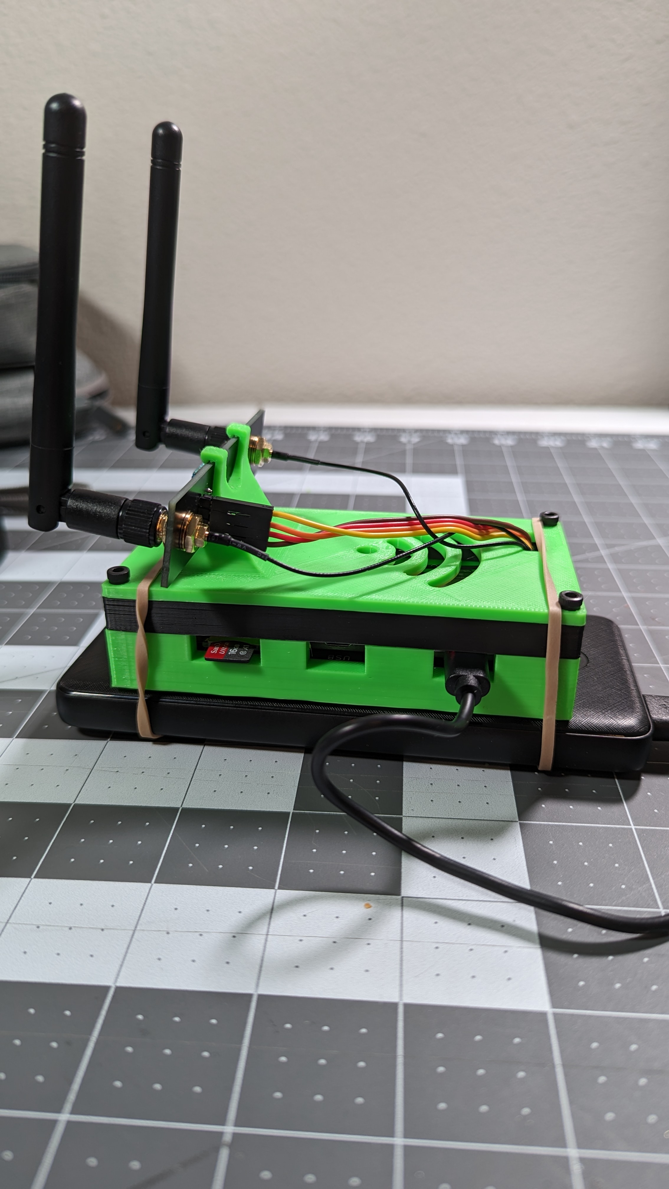 HackerBoxes 0089 WiSpy Case by 463N7 | Download free STL model | Printables.com