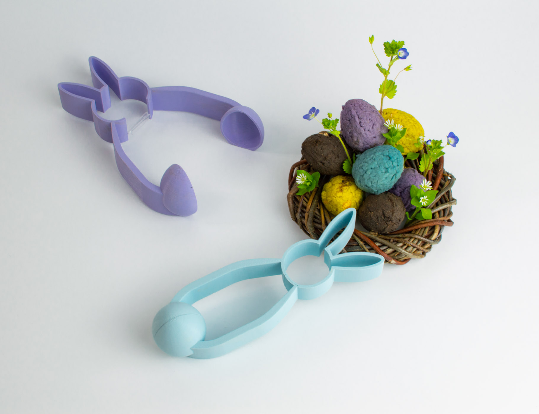 Easter Egg Seed Bomb Maker by 3Demon | Download free STL model ...