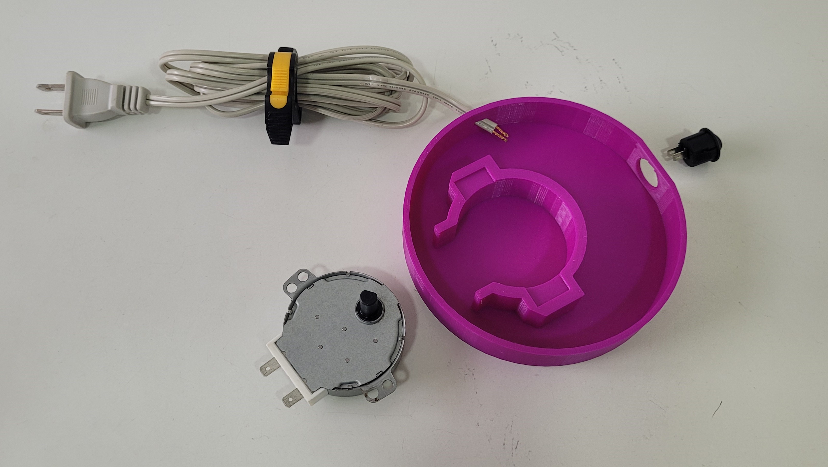 Base de exhibición giratoria - Rotating display table. by KikeMaker ...