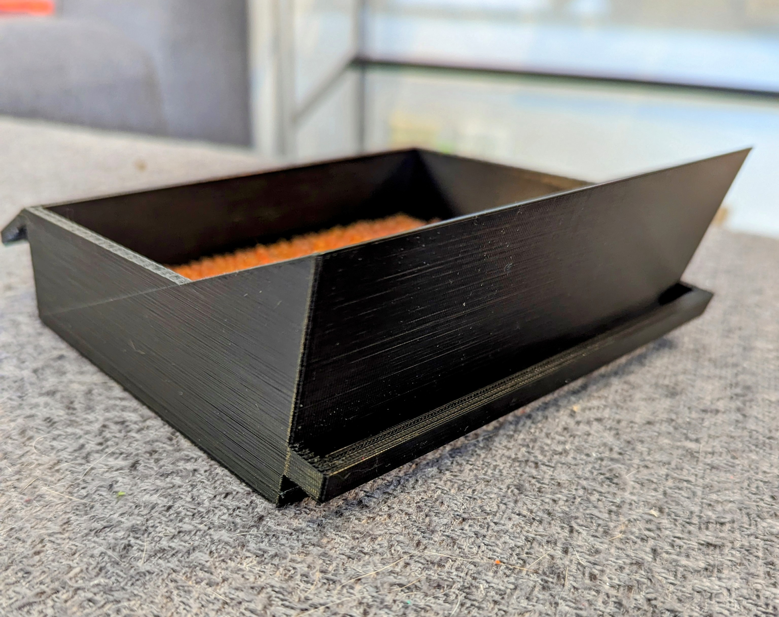 Box for a basic shoe rack for storing silica with filament by SrDavy ...