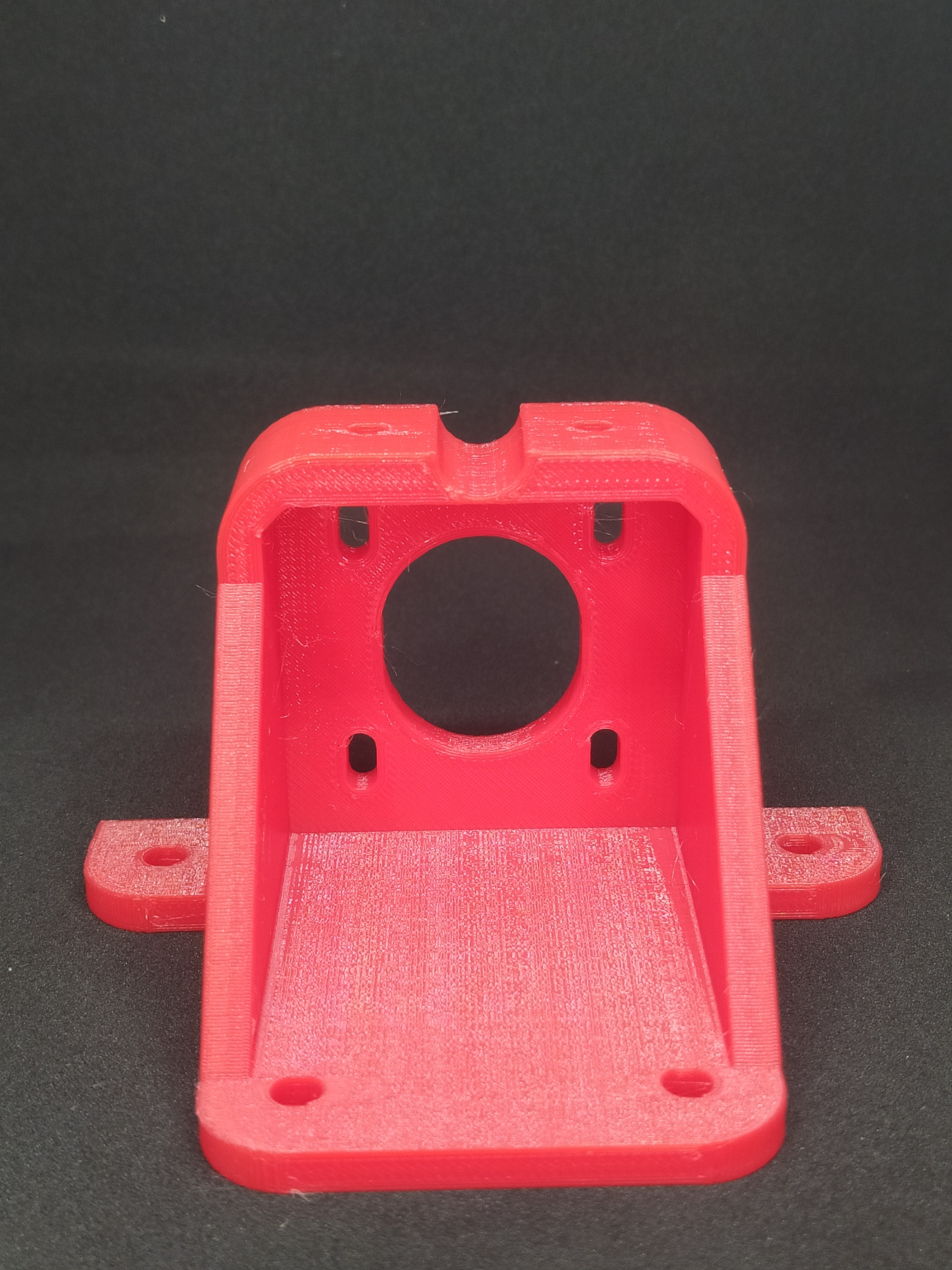 Single Piece MendelMax 1.5 Z Motor Holder by Chainreactionerator ...