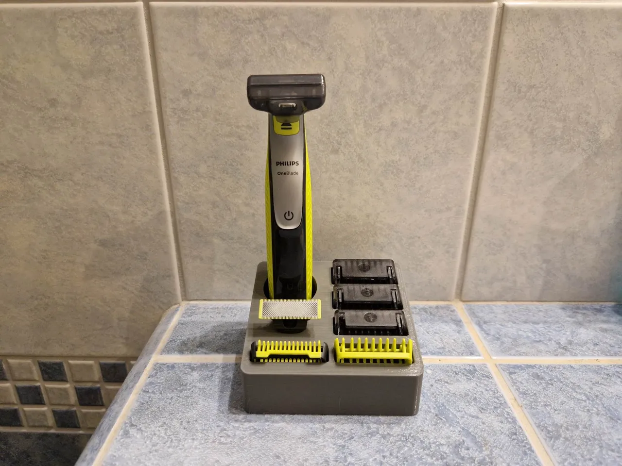 Philips OneBlade Stand REMIX by Michal Valíček | Download free STL ...