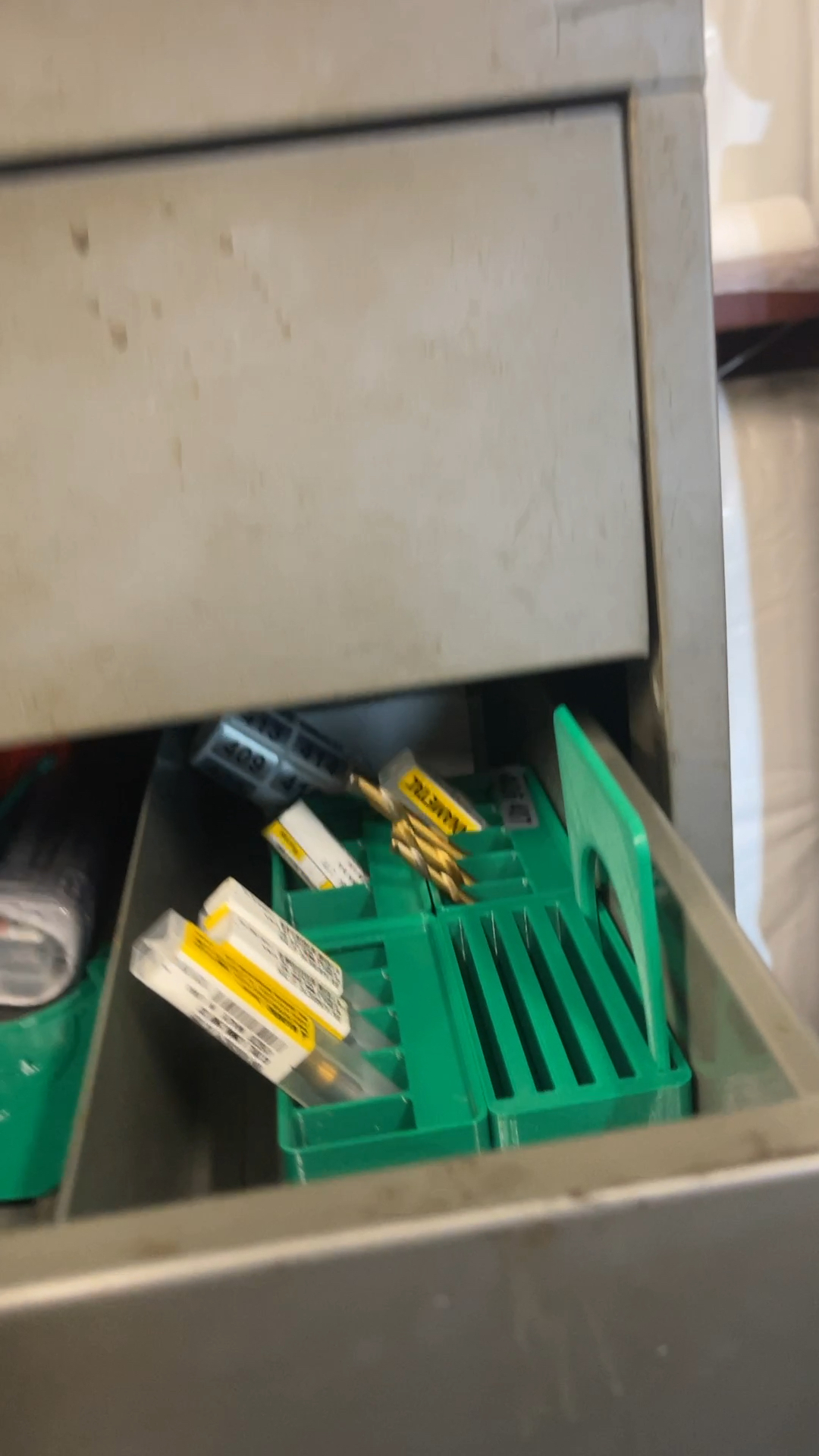 Gridfinity 2x1x6 CAT 40 Tool Tag Slots by Krusen2015 | Download free ...