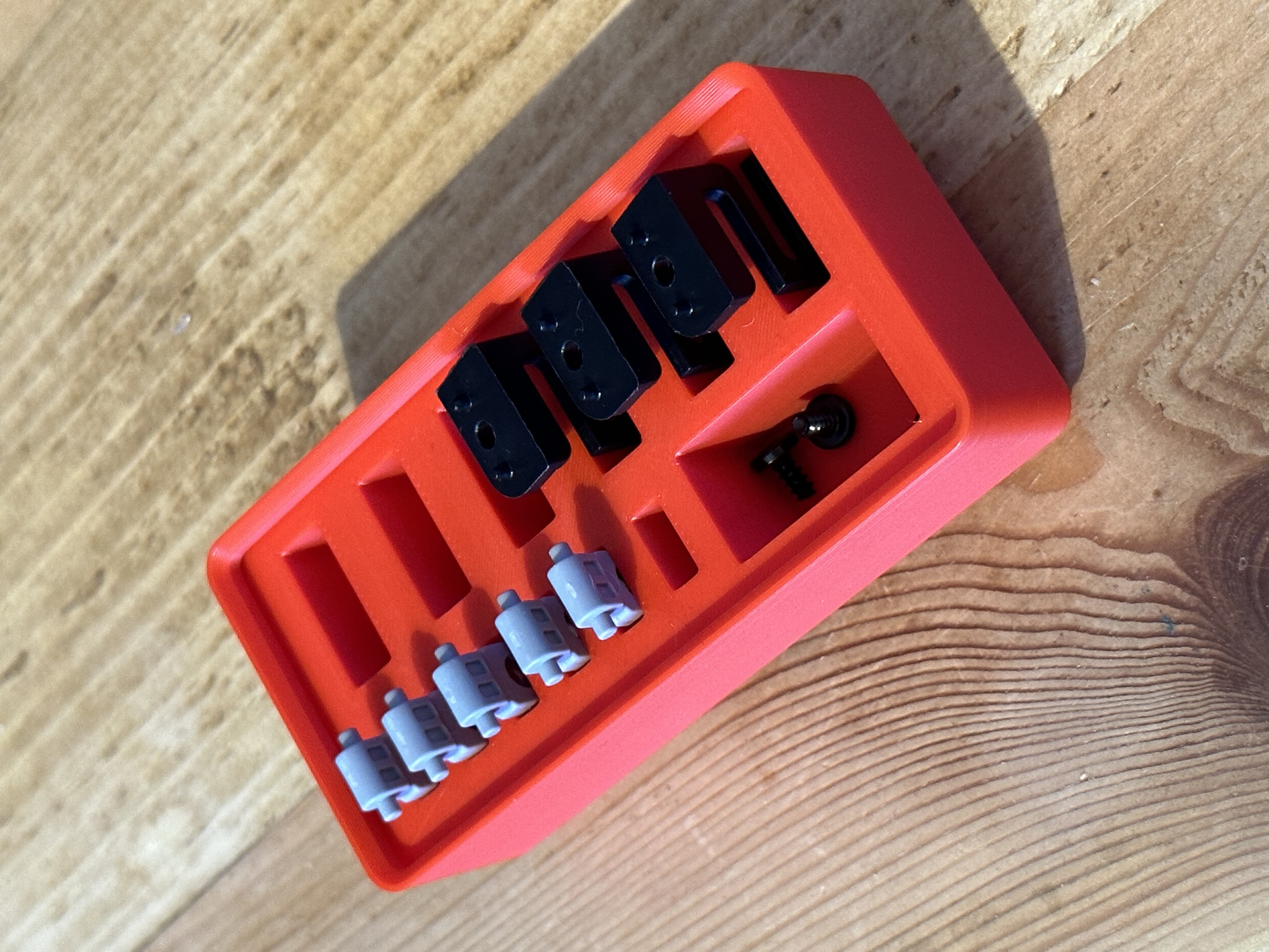 Gridfinity Bambu Cutter and Wiper Storage 2x1 by Tom | Download free ...