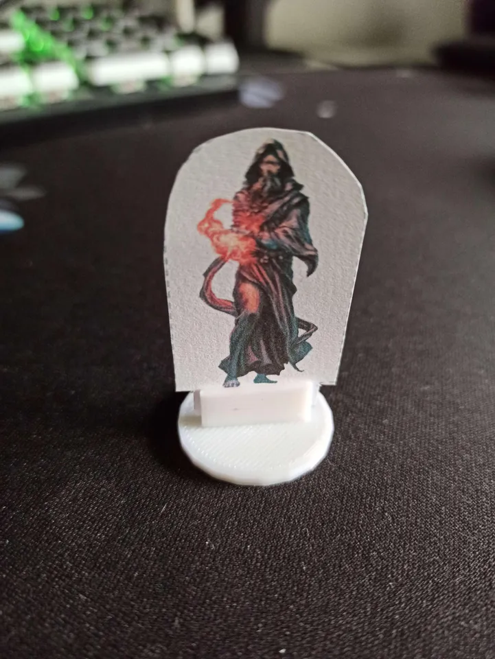 D&D Papercraft Mini Stand by That one guy | Download free STL model ...
