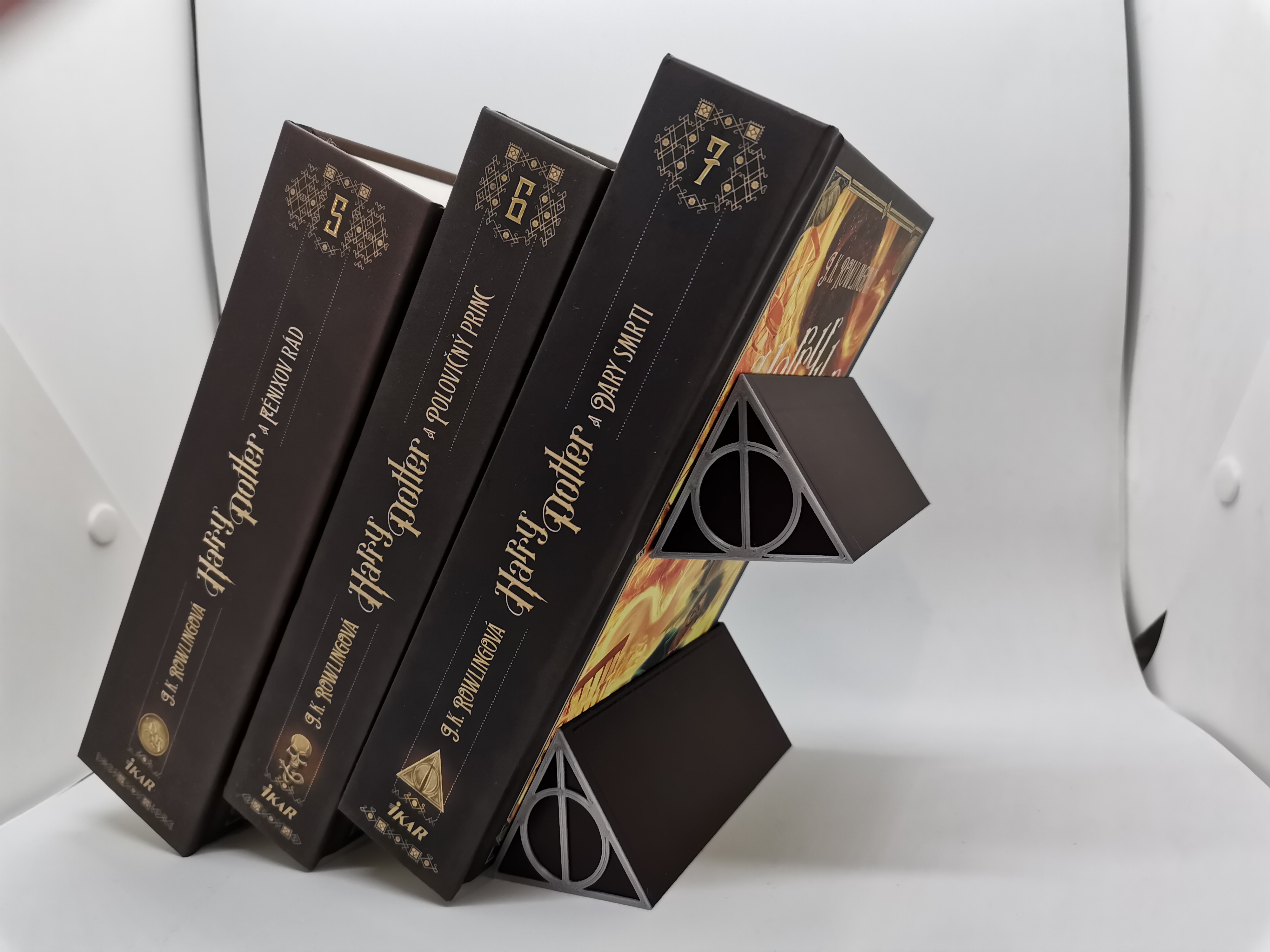 Bookend Floating Deathly Hallows by OwL Art | Download free STL model ...