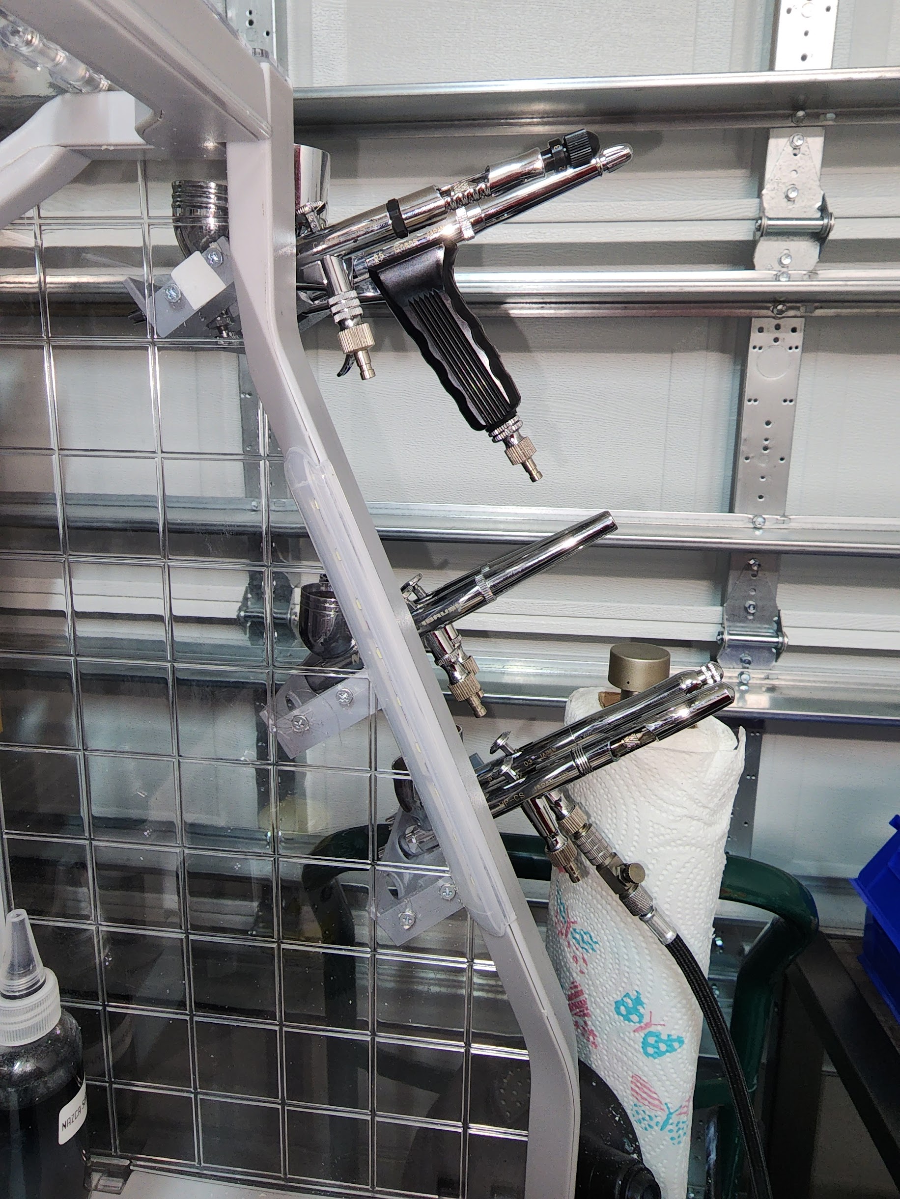 Custom Airbrush Holder Racks For Kaizo / ES600 Water Curtain Spray ...