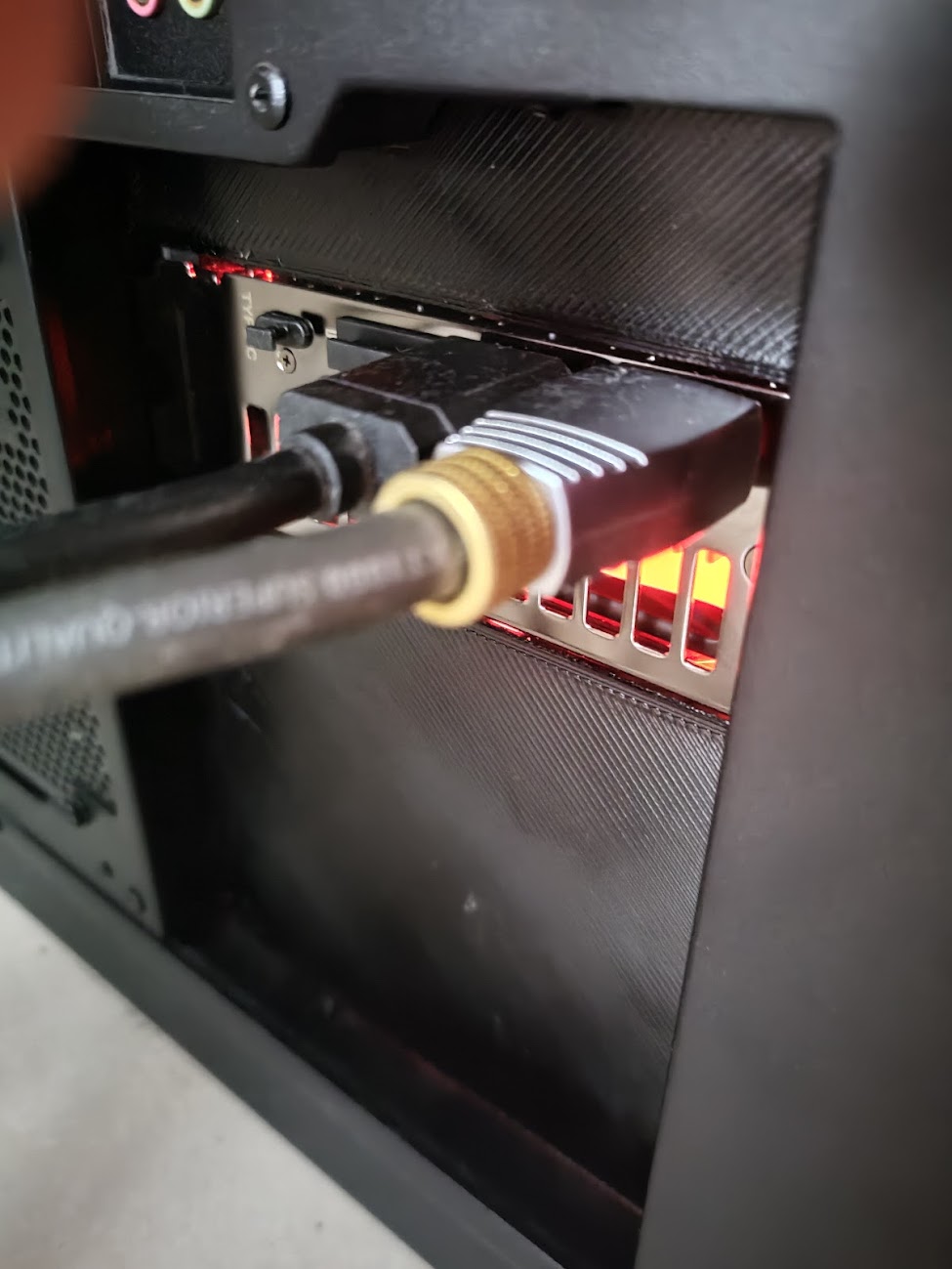 Lian Li o11 Dynamic PCIE slot covers by Bridget | Download free STL ...