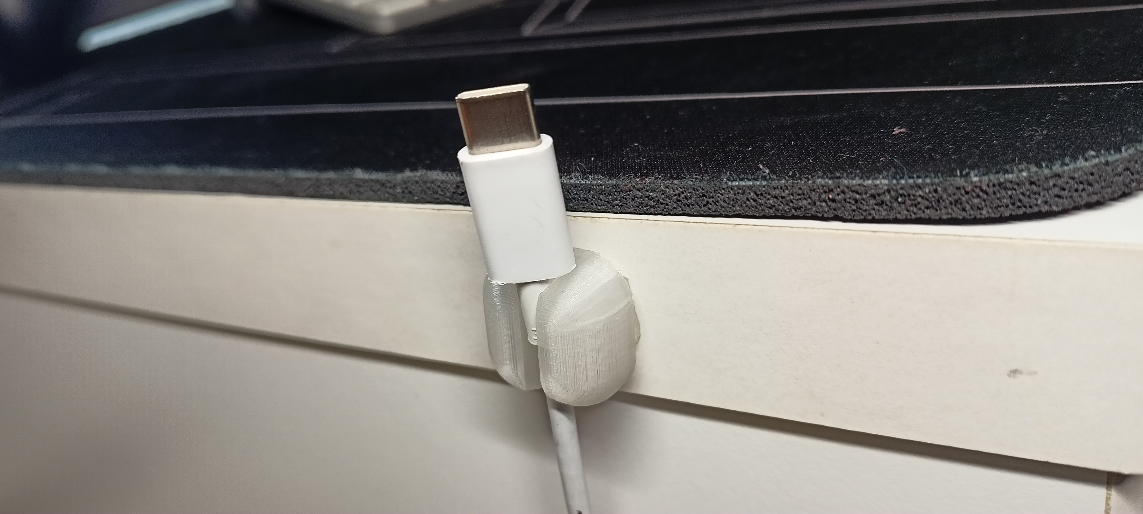 Minimalistic cable holder by AdamIsPrinting | Download free STL model ...