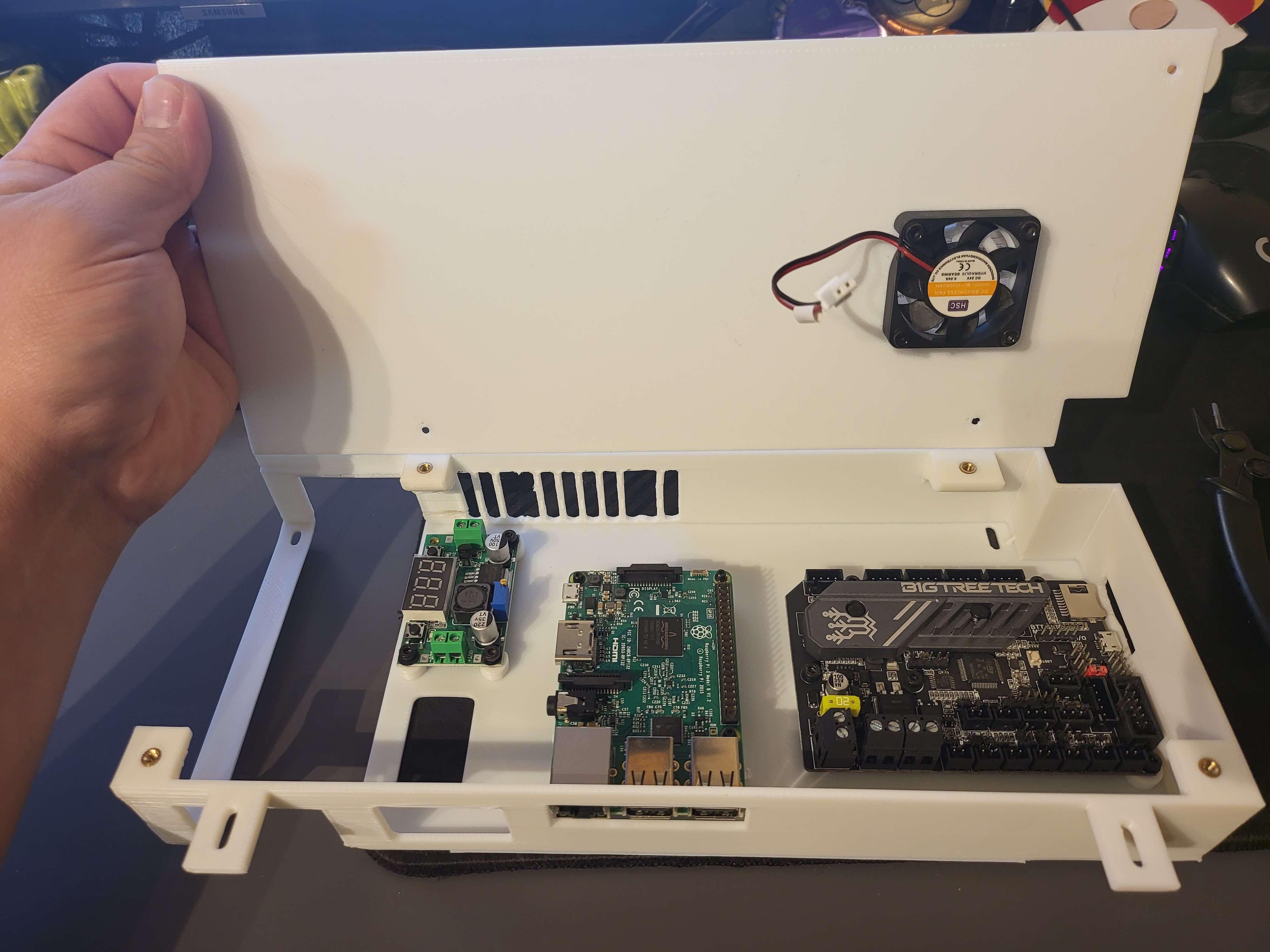 Kobra Max Case for RPI 3B and BTT SKT Mini E3 V3 by Jjalapeno ...