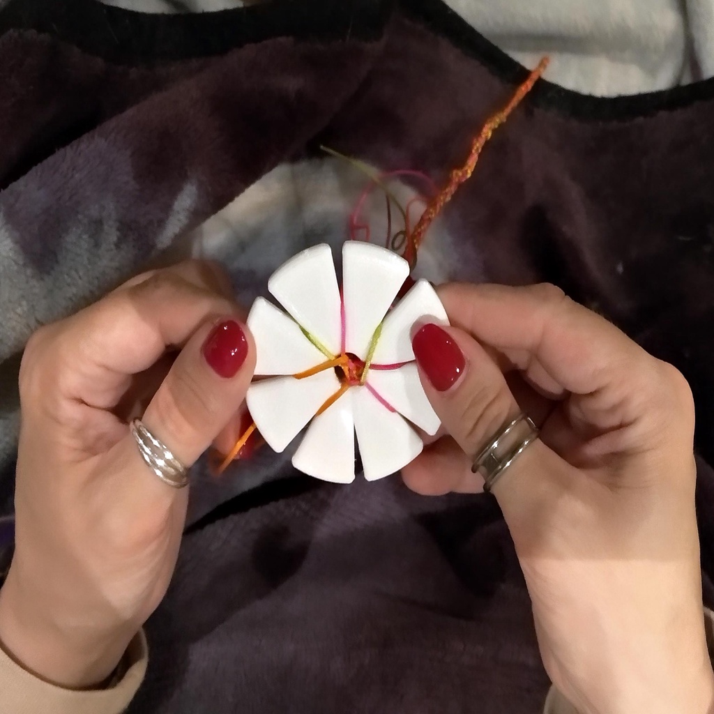 Bracelet Loom Weaving Wheel by Spudd78 | Download free STL model ...