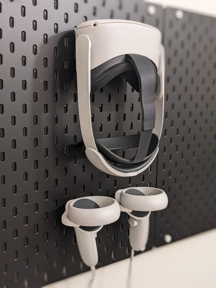Meta Quest 2 mount for Skadis pegboard by Bren | Download free STL ...