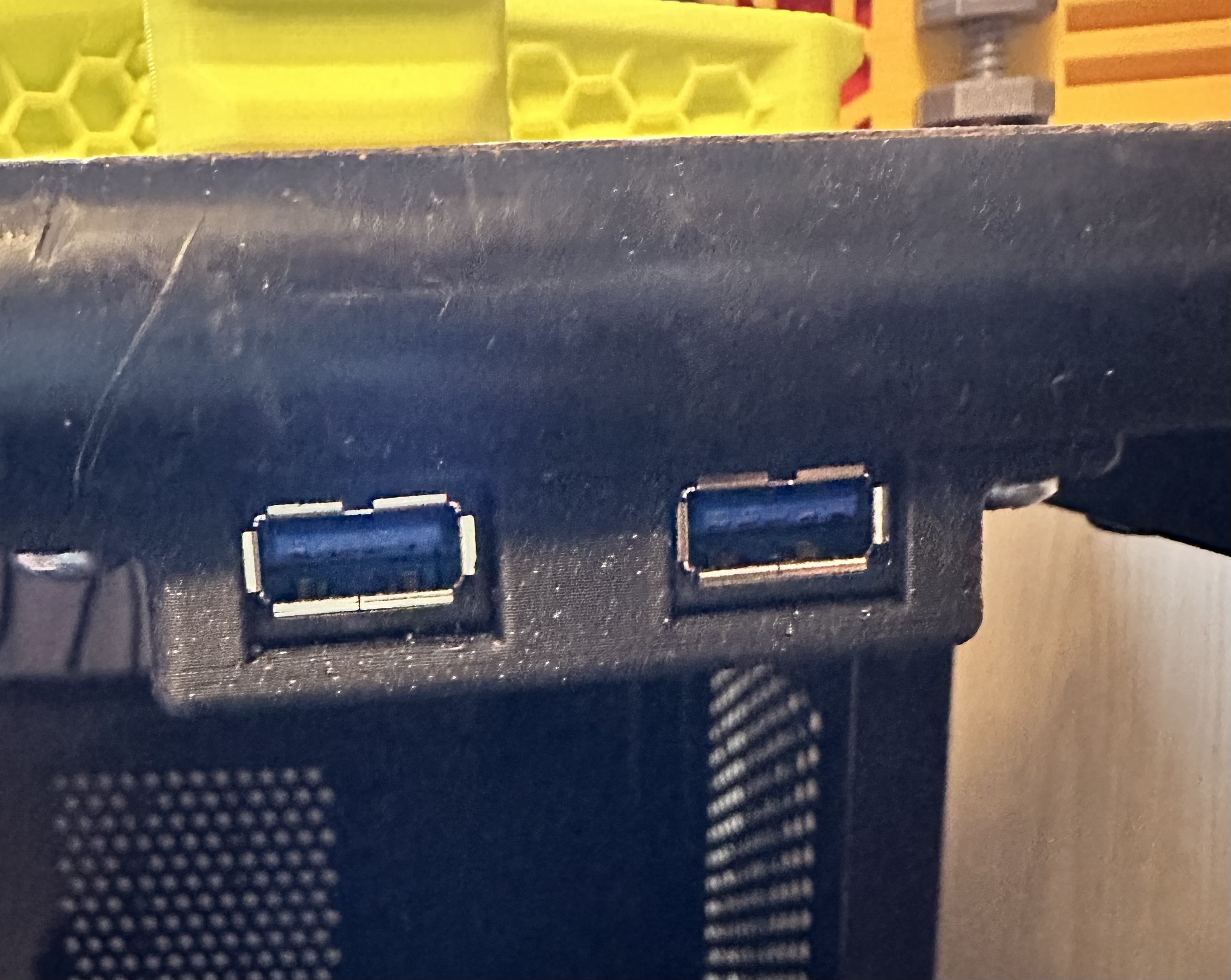 USB Extension Under Desk Bracket by OldSalty3D | Download free STL ...