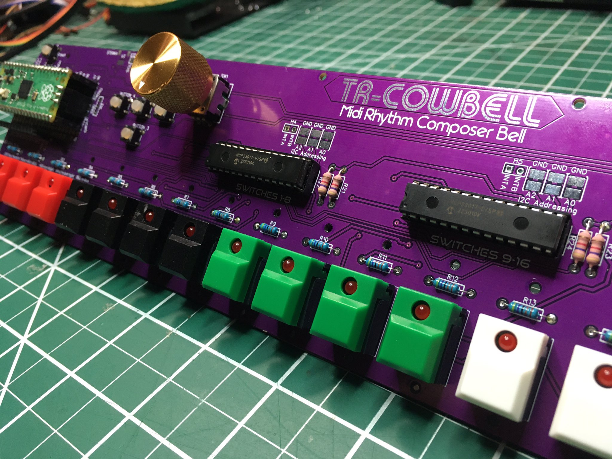 TR-Cowbell v1.2 Sequencer Enclosure by TreasureDev | Download free STL ...