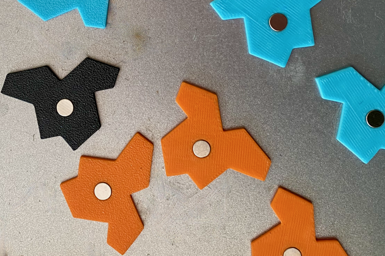 Einstein Tiles + Magnets by PeteJ | Download free STL model ...