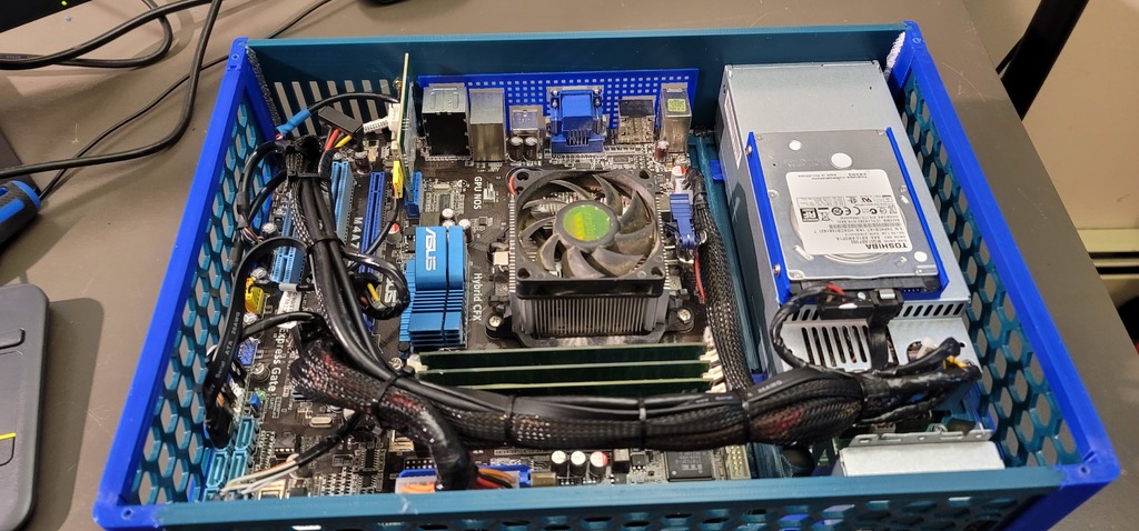 Slim Pc Case (REMIX) by SPEKERDUDE | Download free STL model ...