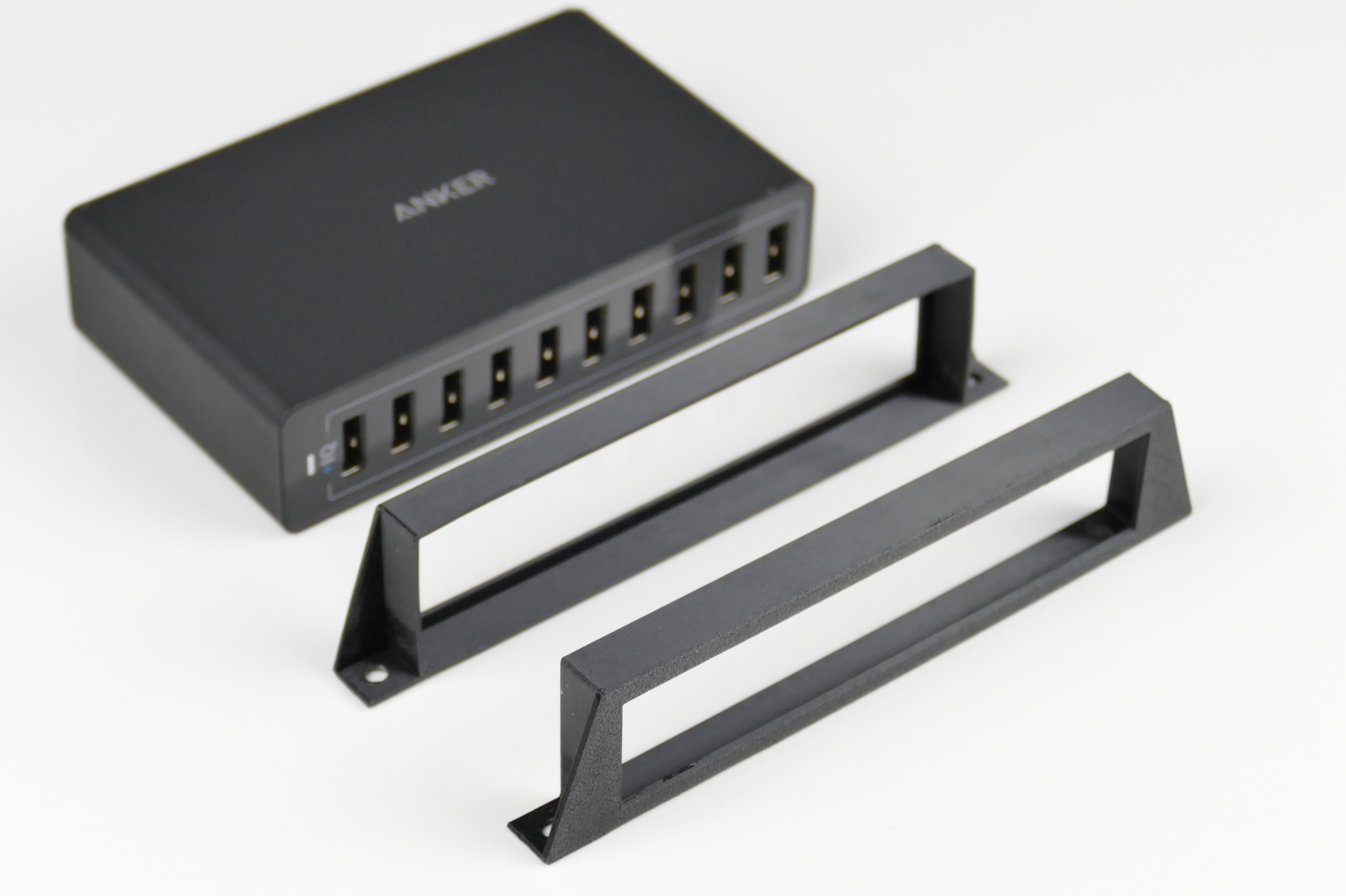 Mounting Brackets for Anker USB Charger par Jan-E.de | Téléchargez ...