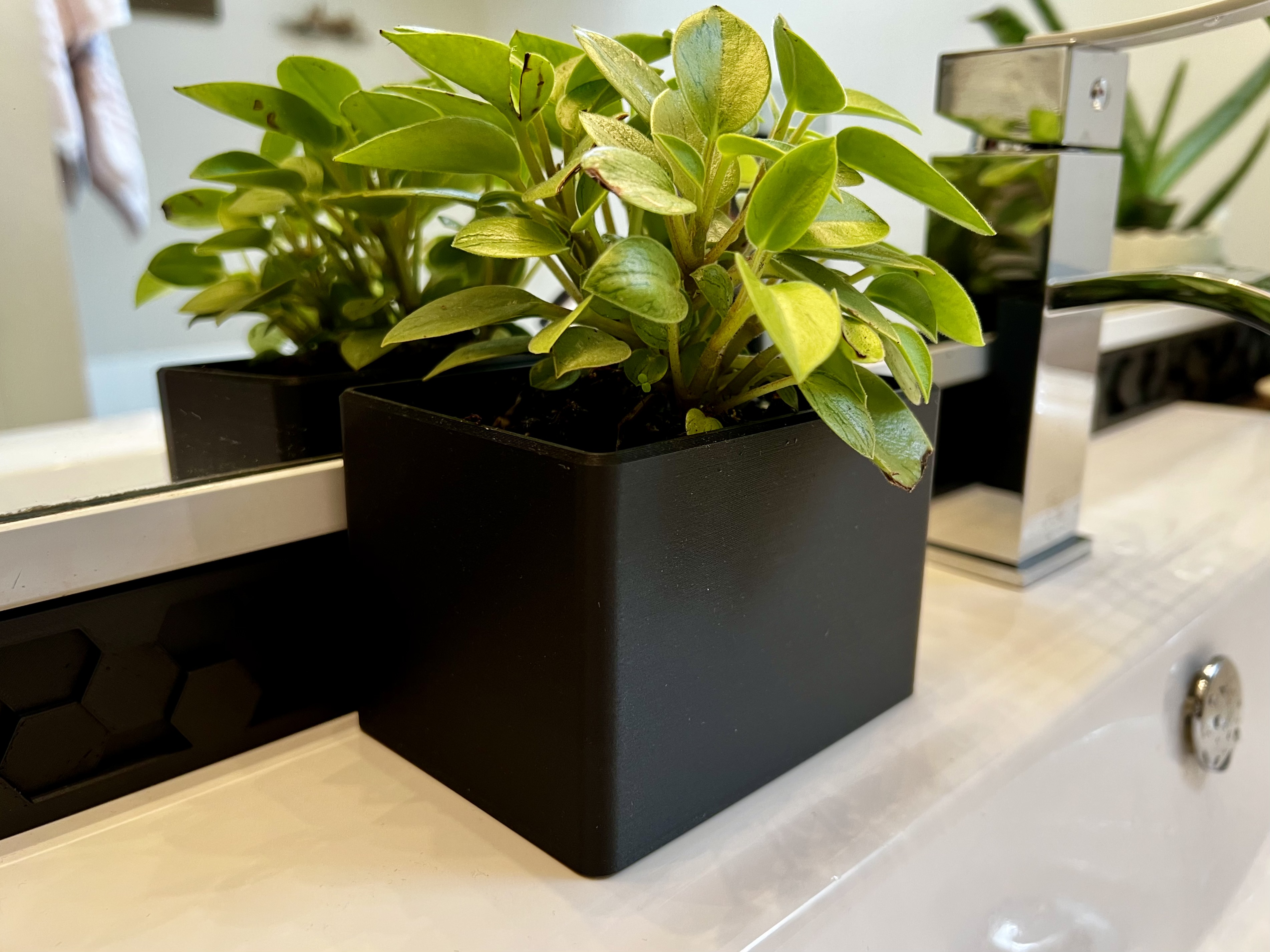 Modern Rectangular Plant Pot (Parametric) by Michaël Fortin | Download ...