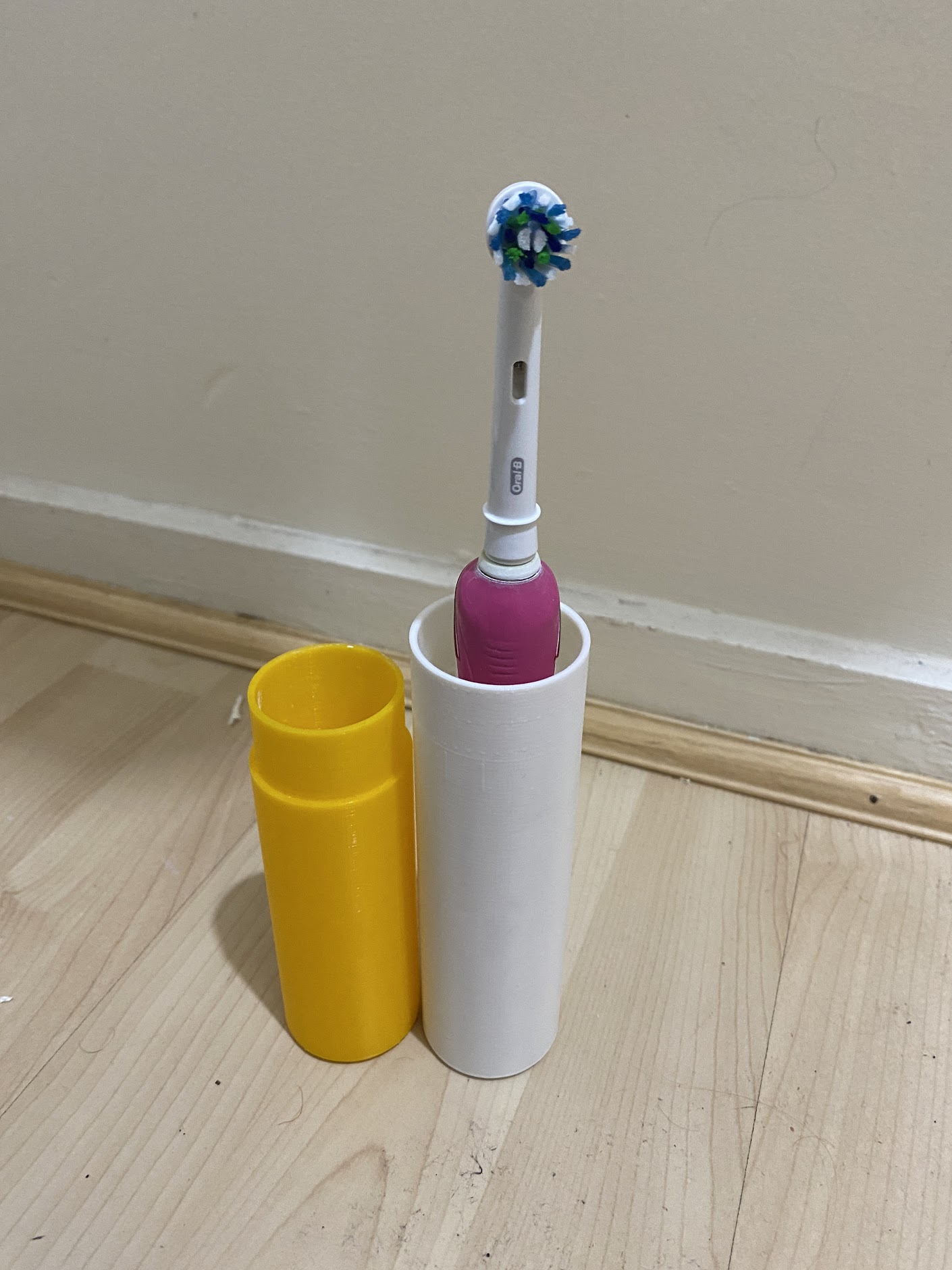 Electronic Toothbrush Case (ORAL-B) by Arminius3Dprint | Download free ...