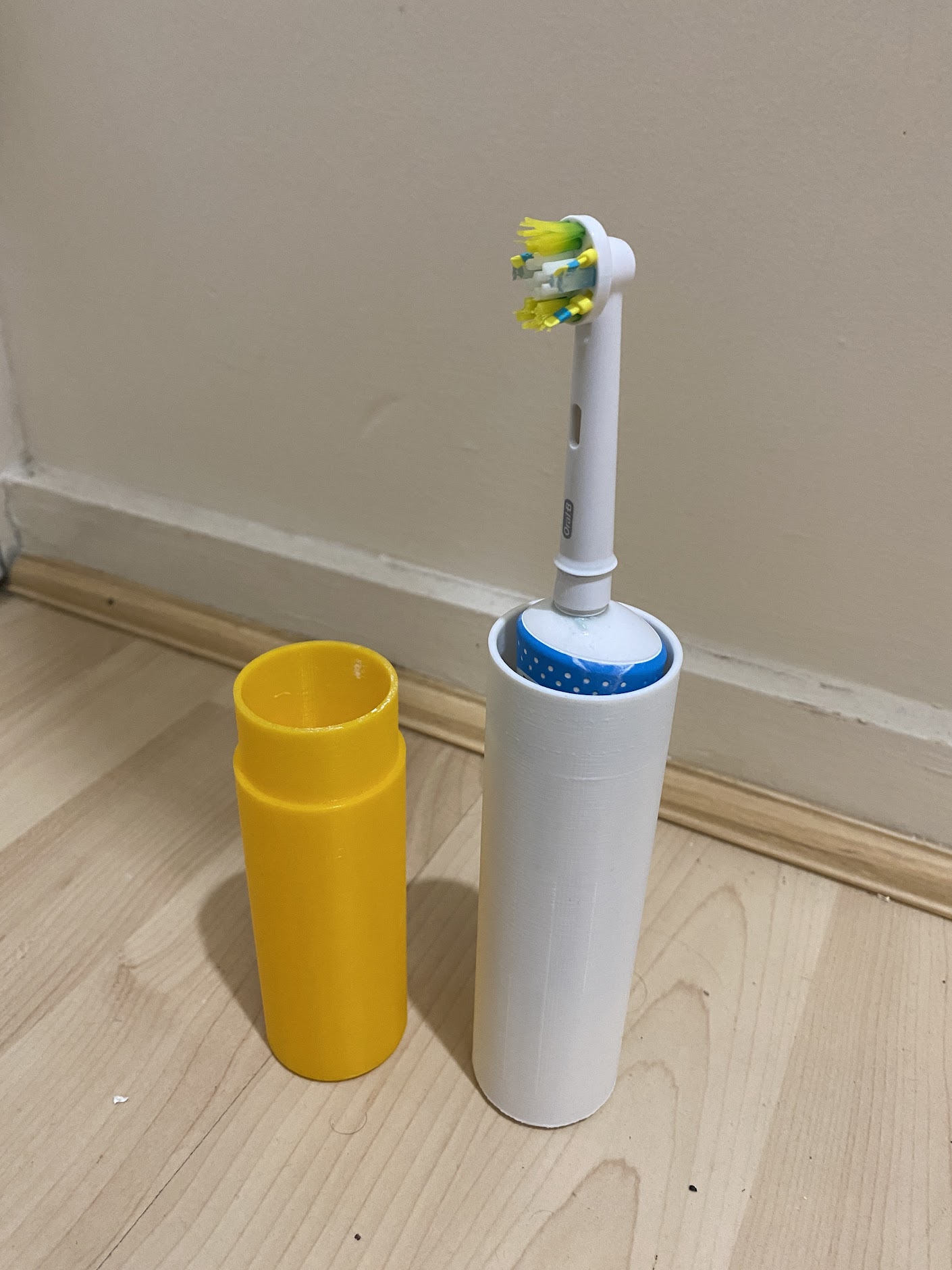 Electronic Toothbrush Case (ORAL-B) by Arminius3Dprint | Download free ...