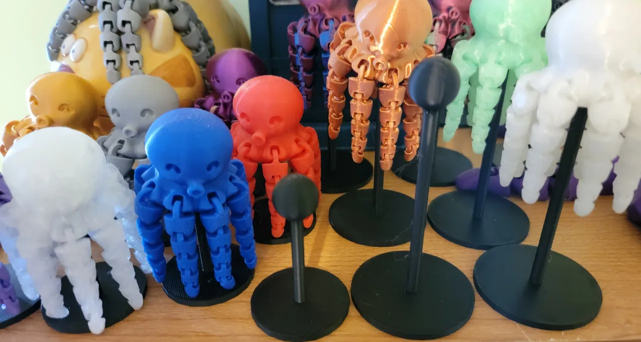 Cute Mini Octopus Stand v1 by Hunter Rose | Download free STL model ...