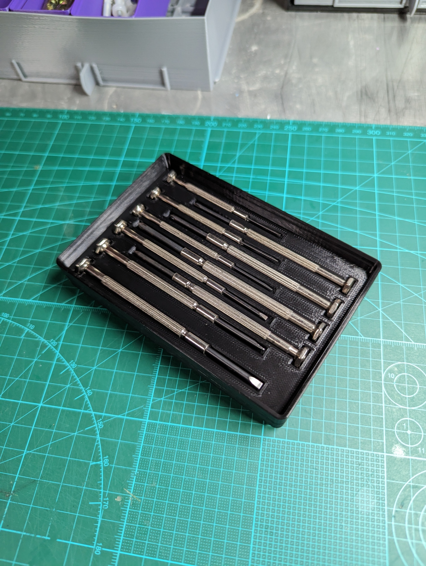 Precision Screw Driver Set Gridfinity Holder by Dissendat | Download ...