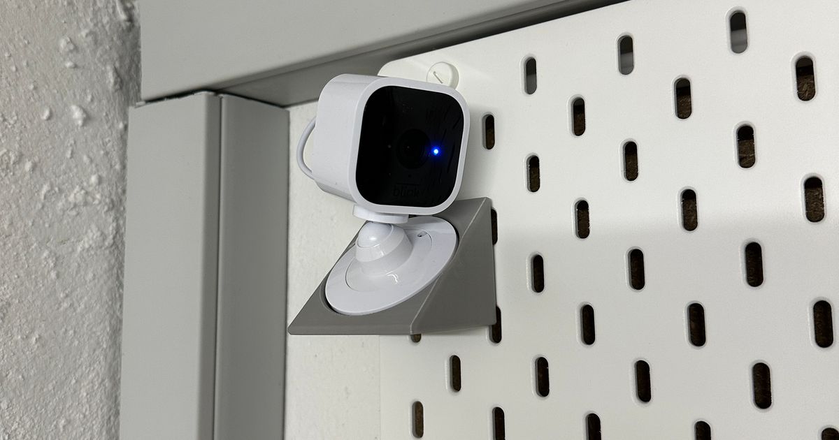 Ikea Skadis - Blink Mini Camera mount by Dobial | Download free STL ...