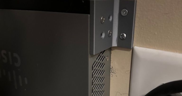 Cisco Network Switch Wall Mount Brackets von brianw | Kostenloses STL ...